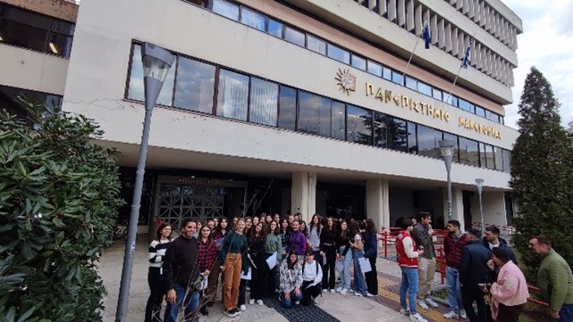 Επίσκεψη στο ΠΑΜΑΚ για τη Χορωδία του 1ου Γυμνασίου Τρικάλων