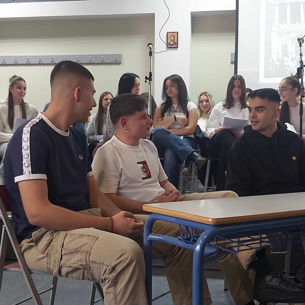Γιορτή του 8ο ΓΕΛ Τρικάλων για τα 50 χρόνια από την εξέγερση του ...